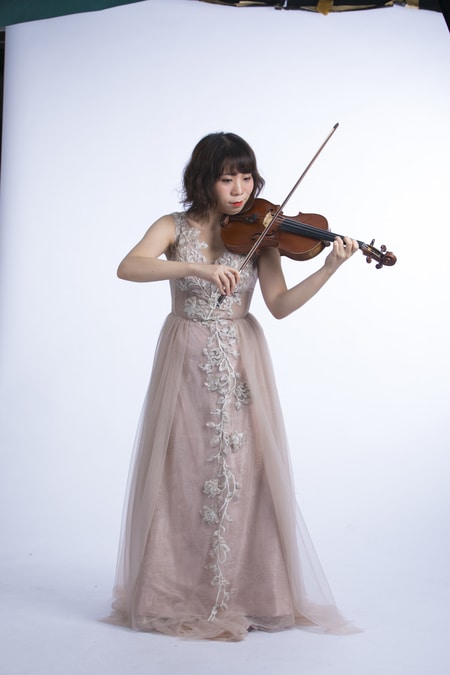 Ms Tong - Violin | MusicMap